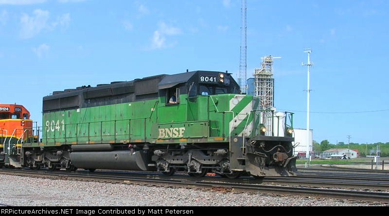 BNSF 8041